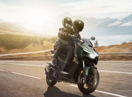 POŽIČAJ SI MA! Skúter Mamba 125i ABS SYM MMBCU | Minibikemania.sk